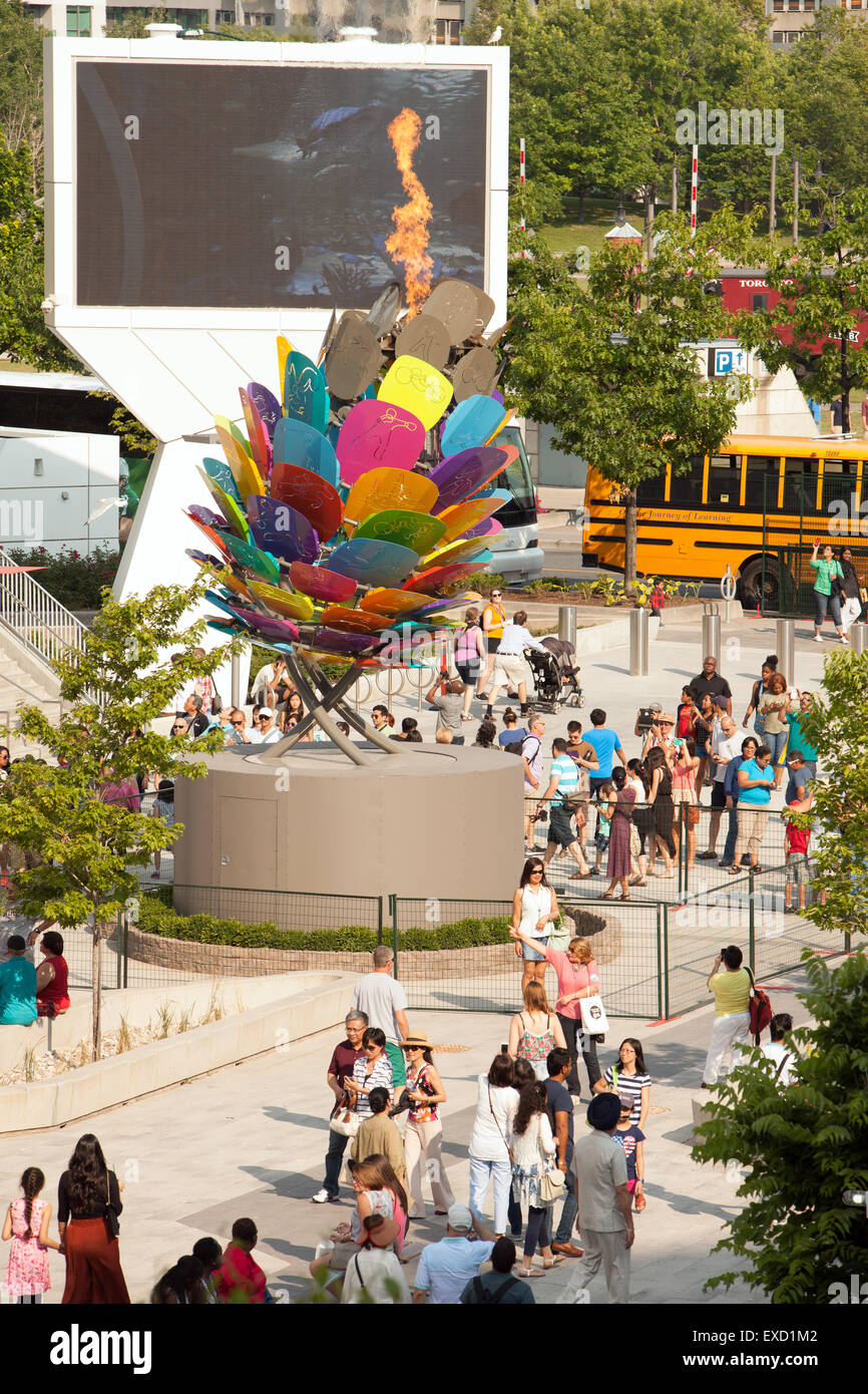 Cn tower base High Resolution Stock Photography and Images - Alamy