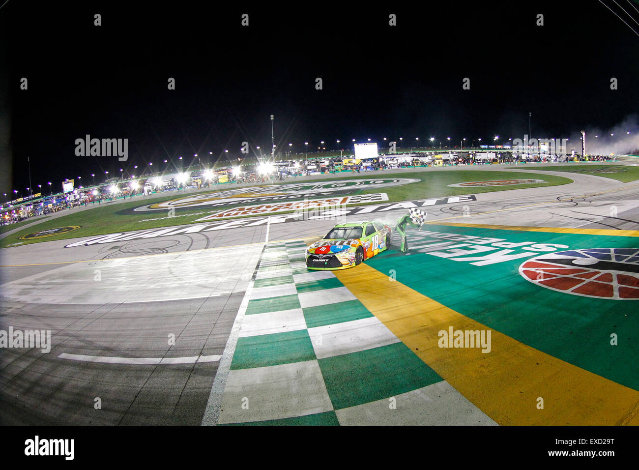 Sparta, KY, USA. 11th July, 2015. Sparta, KY - Jul 11, 2015: Kyle Busch ...