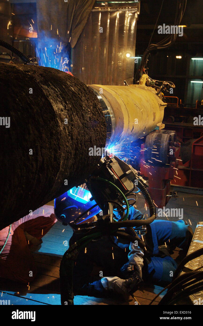 Welding of the pipeline Stock Photo - Alamy