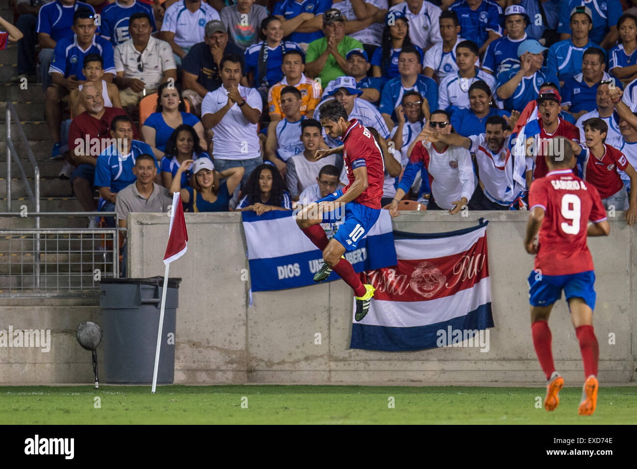 10 bryan ruiz hi-res stock photography and images - Alamy