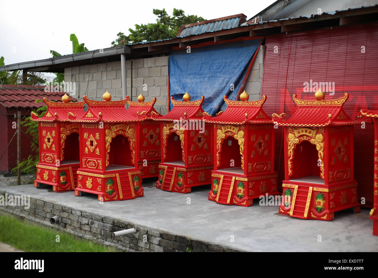 Small factory making chinese altar house Stock Photo - Alamy