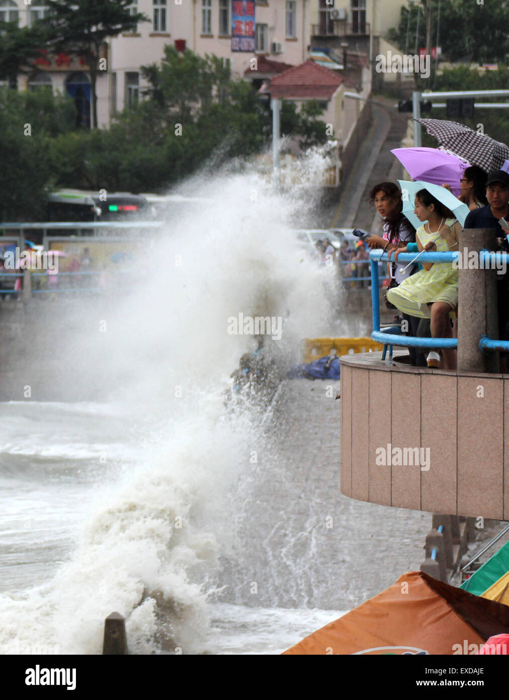 Typhoon chan hom 2015 hi-res stock photography and images - Alamy