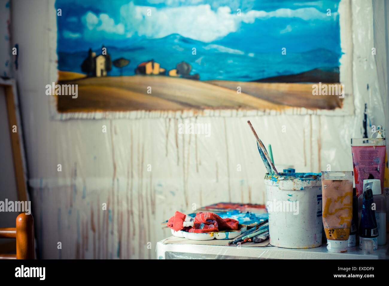 Painter studio hi-res stock photography and images - Alamy