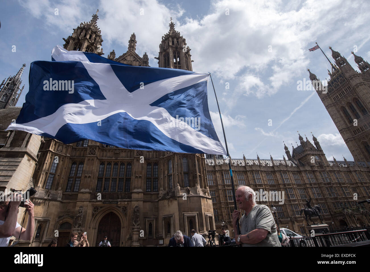 Snp mps hi-res stock photography and images - Alamy