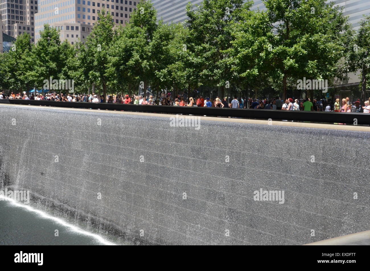 9/11 memorial ground zero new york tributes manhattan Stock Photo - Alamy