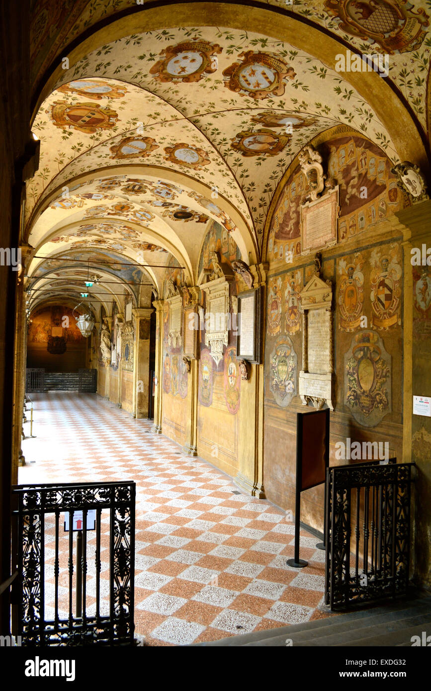 Library university of bologna hi-res stock photography and images - Alamy