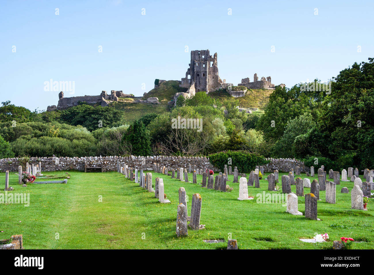 Foreground headstones hi-res stock photography and images - Alamy
