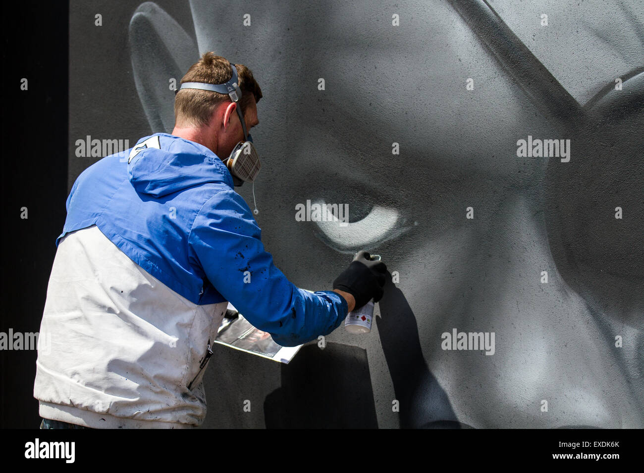 Professional modern murals hi-res stock photography and images - Alamy