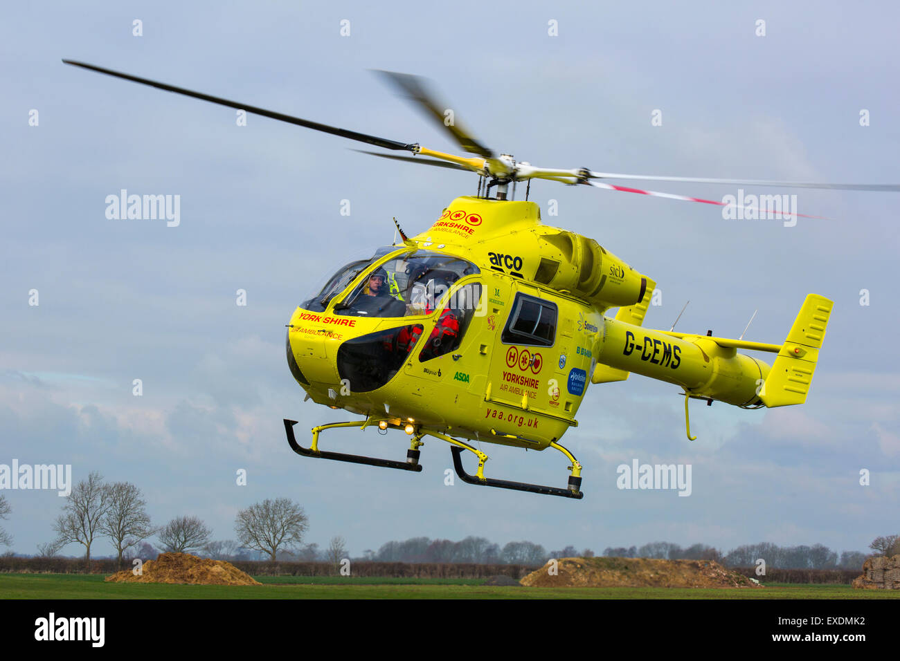 McDonnell Douglas MD900 Explorer G-CEMS landing at Breighton Airfield ...
