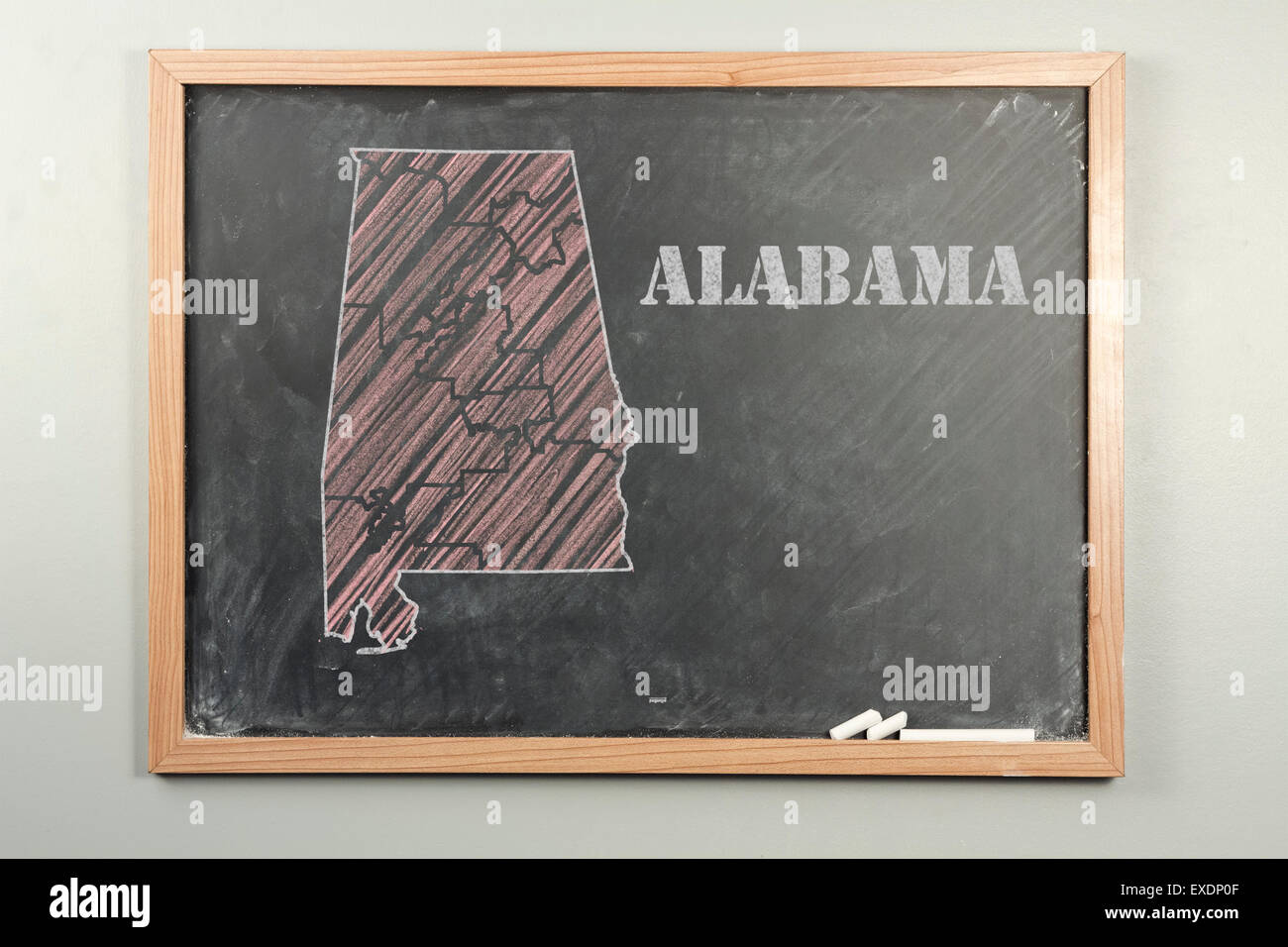 Outlined Alabama US state on grade school chalkboard Stock Photo - Alamy