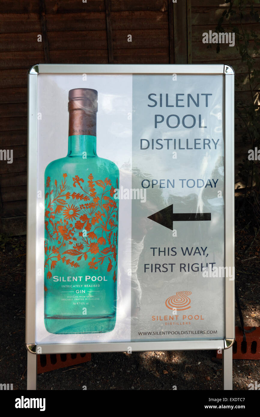 Silent pool gin hi-res stock photography and images - Alamy