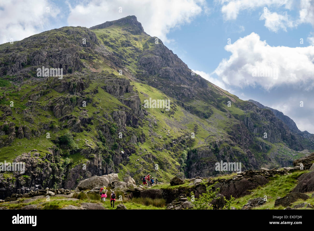 Pass valley wales hi-res stock photography and images - Alamy