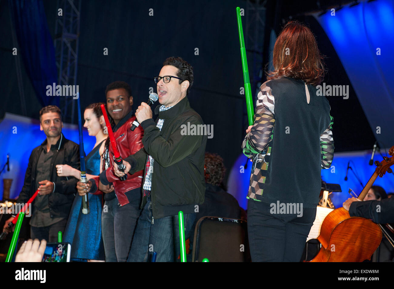 Oscar Isaac, Daisy Ridley, John Boyega, J.J. Abrams and Kathleen ...