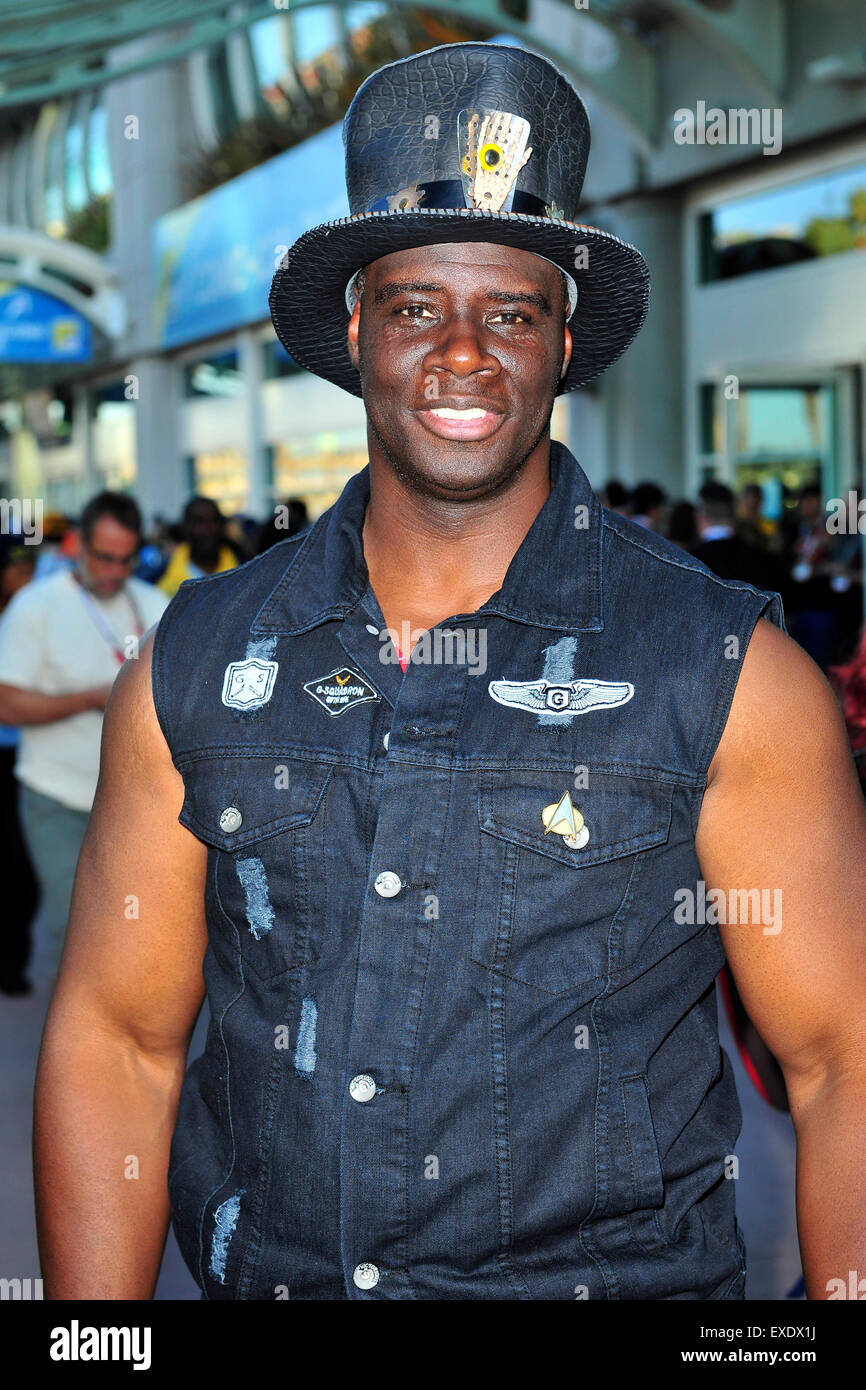 Isaac singleton hi-res stock photography and images - Alamy