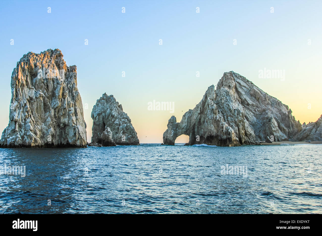 Los arcos beach hi-res stock photography and images - Alamy