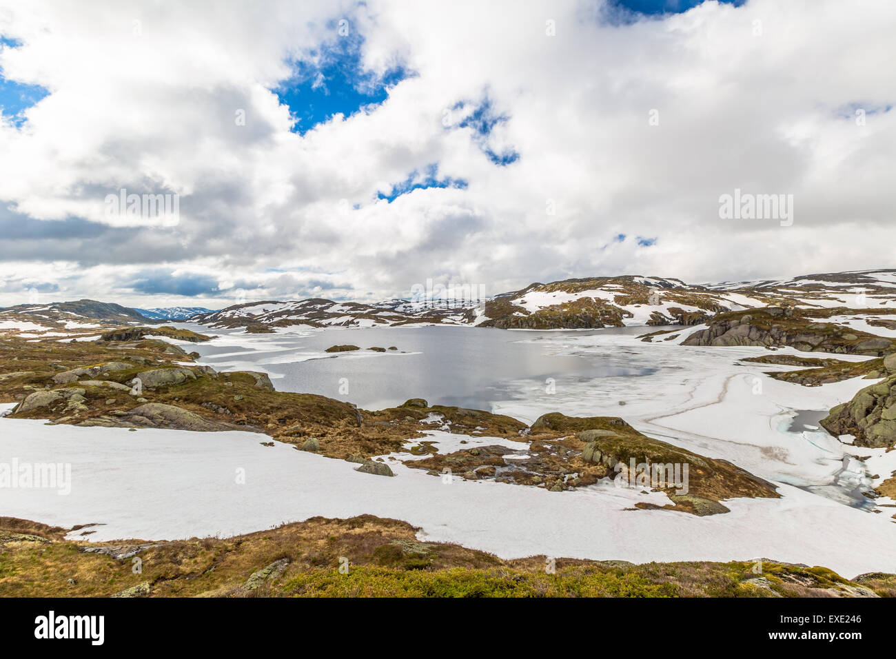 Land of frozen lakes hi-res stock photography and images - Alamy