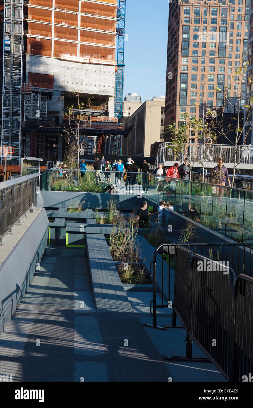 High line eleventh avenue hi-res stock photography and images - Alamy