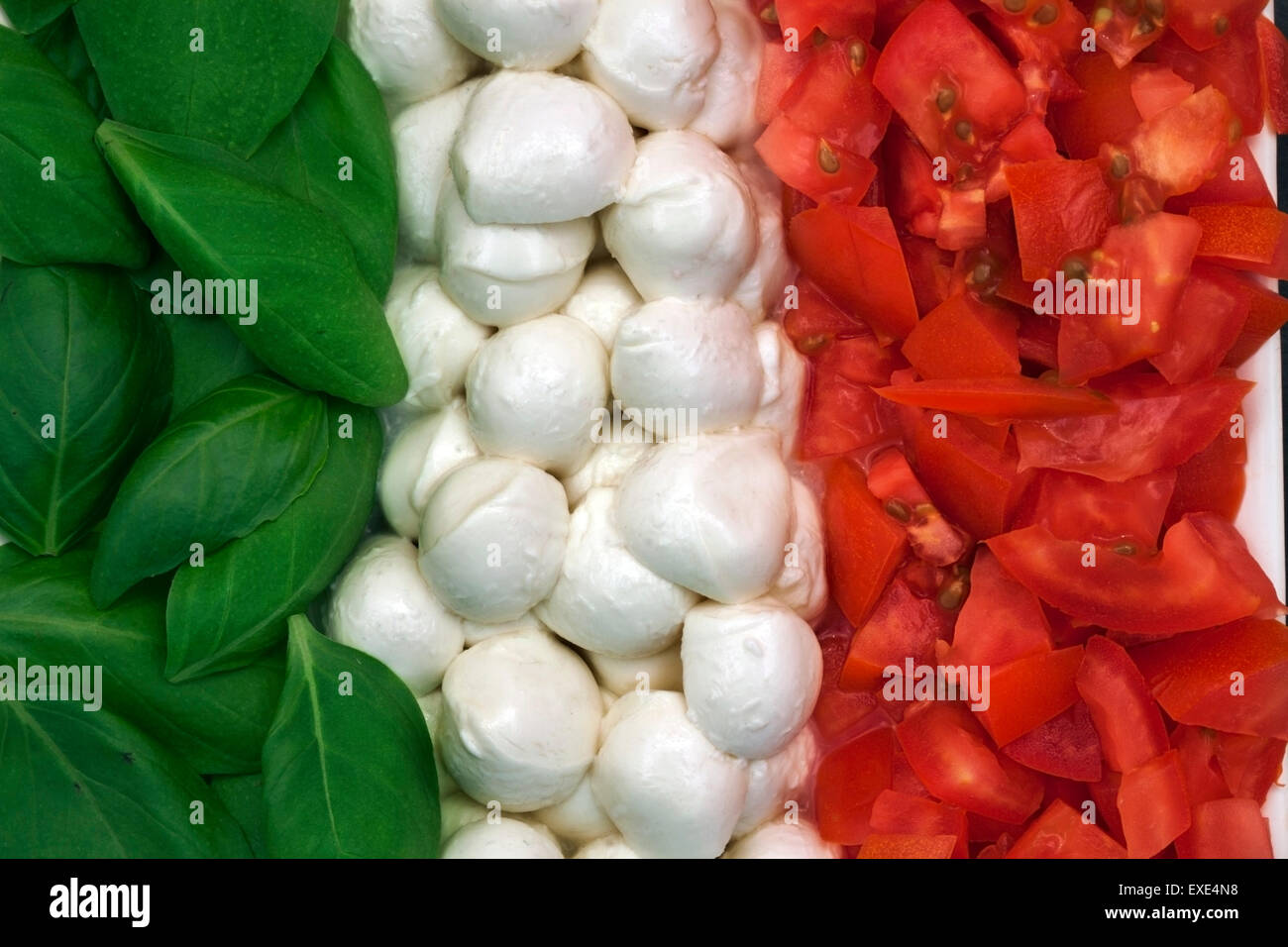 Italian flag food hi-res stock photography and images - Alamy