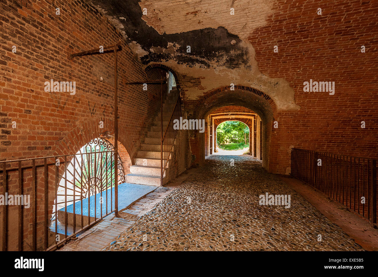Napoleon gate hi-res stock photography and images - Alamy