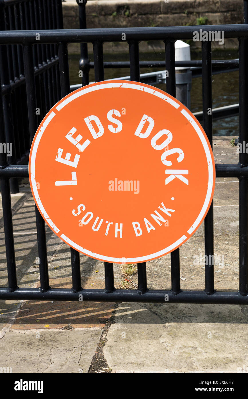 Leeds dock hi-res stock photography and images - Alamy