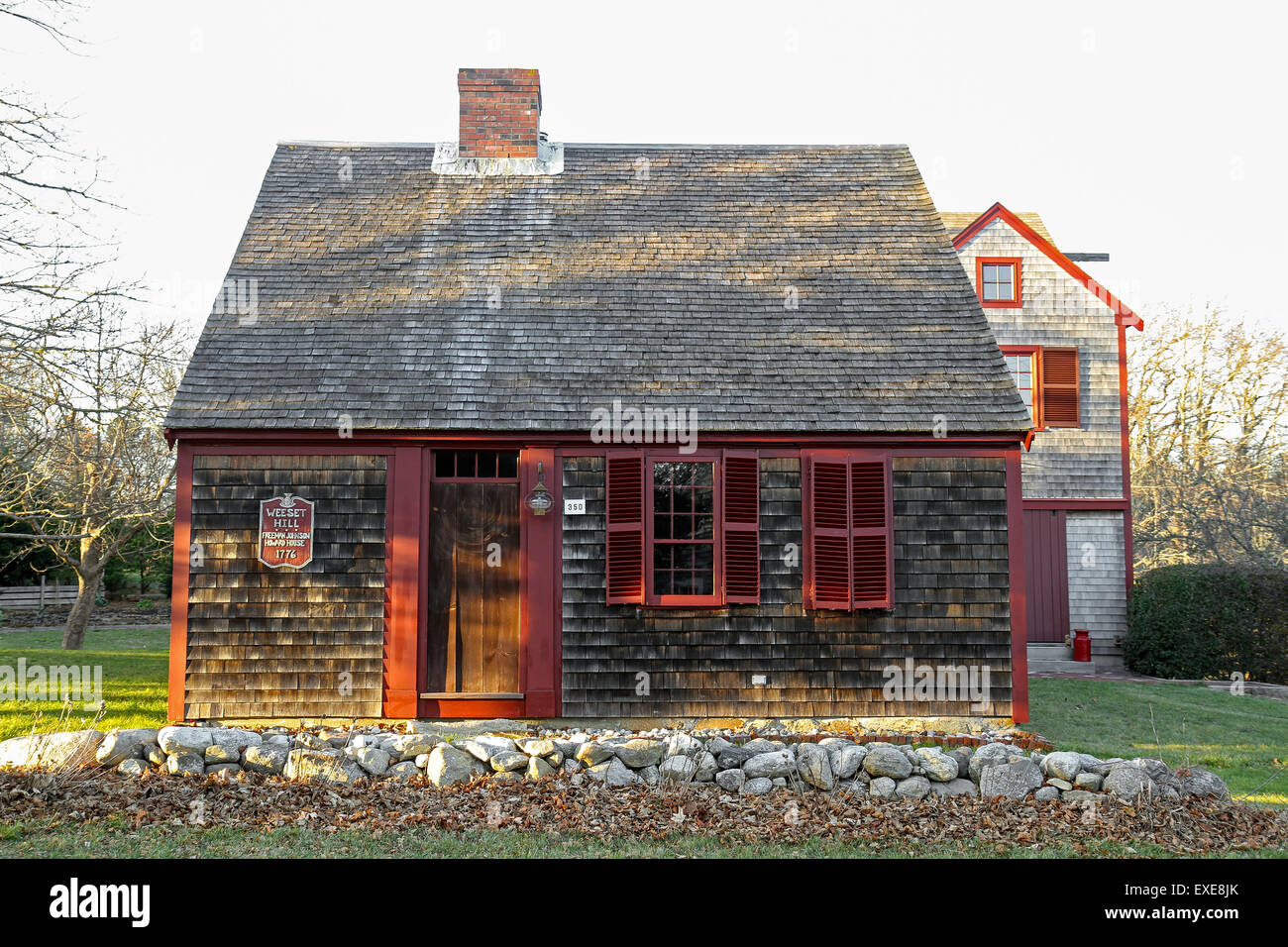 Old home house shingled shingles hi-res stock photography and images ...