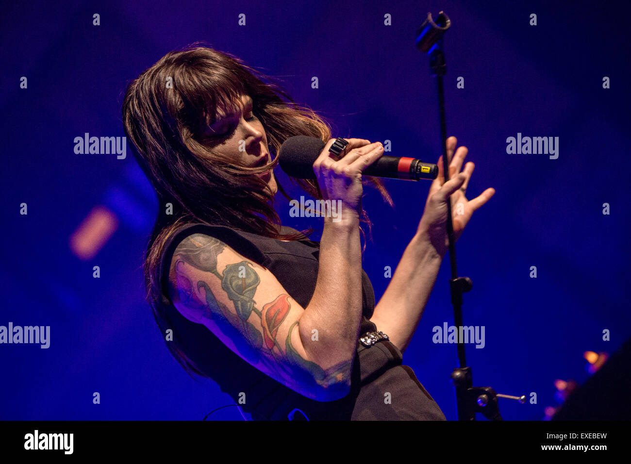 American Singer/Songwriter Beth Hart plays the Corn Exchange, Cambridge ...