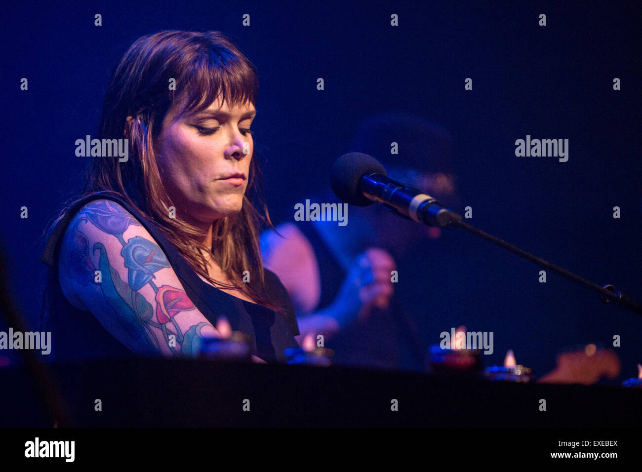 American Singer/Songwriter Beth Hart plays the Corn Exchange, Cambridge ...