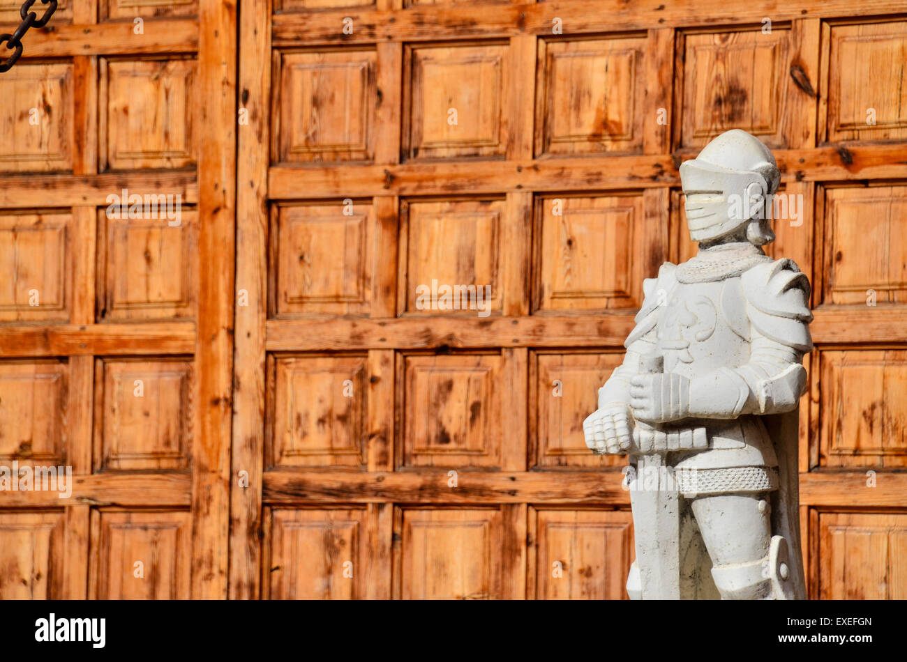 Statue of a Medieval Knight Stock Photo - Alamy