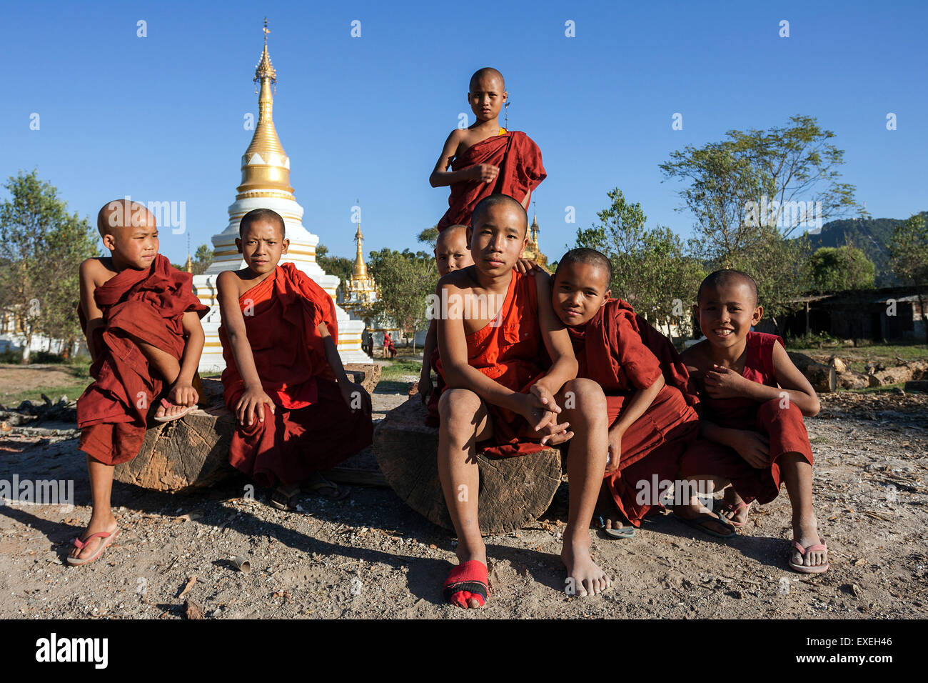 Novices at the Hsu Taung Pye Pagodas, Kalaw, Shan State, Myanmar Stock ...