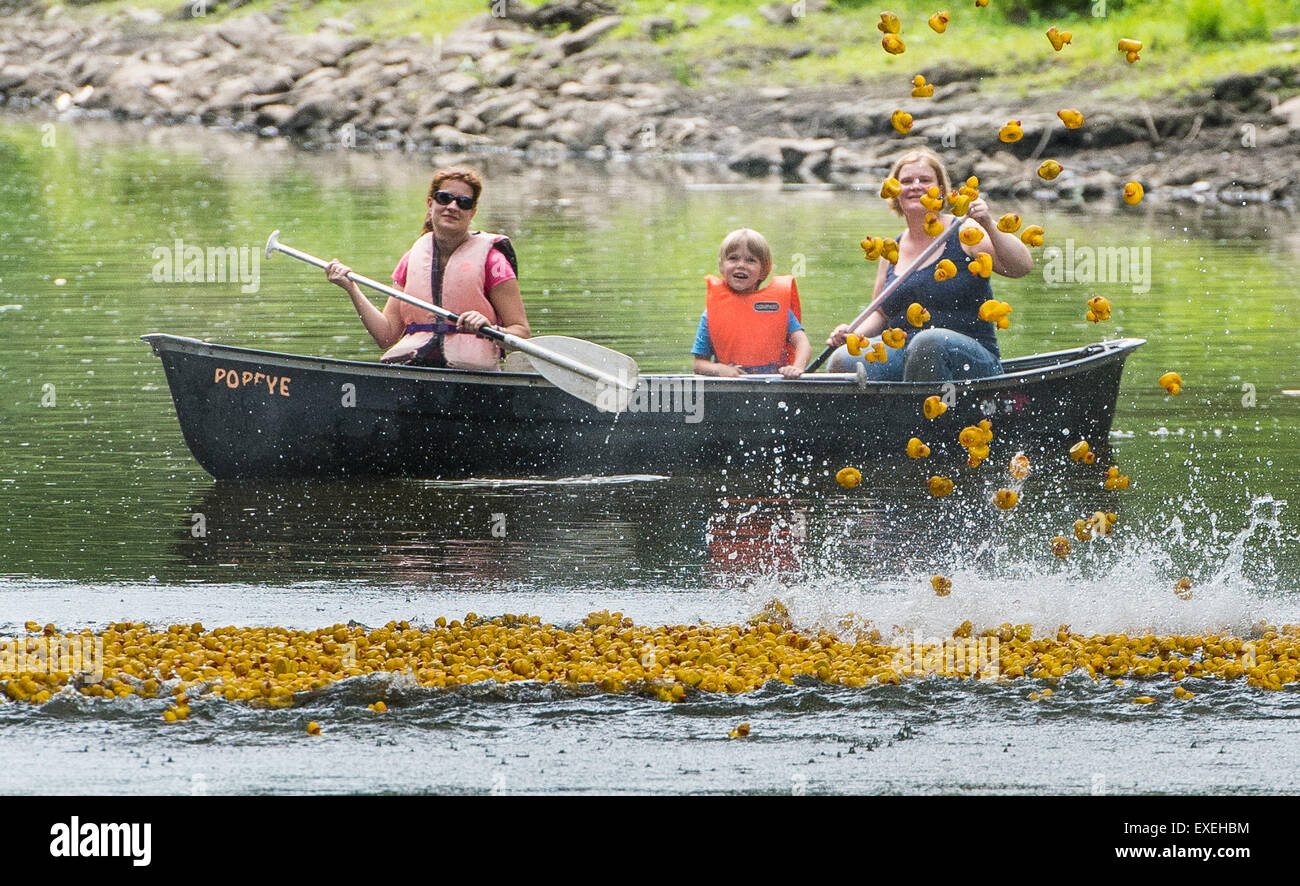 Rubber duck race germany hi-res stock photography and images - Alamy