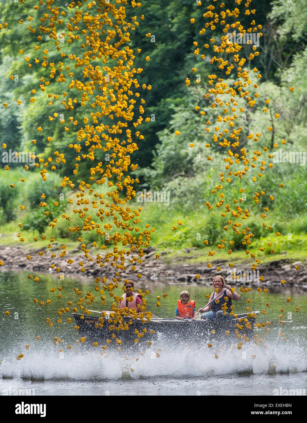 Rubber duck race germany hi-res stock photography and images - Alamy