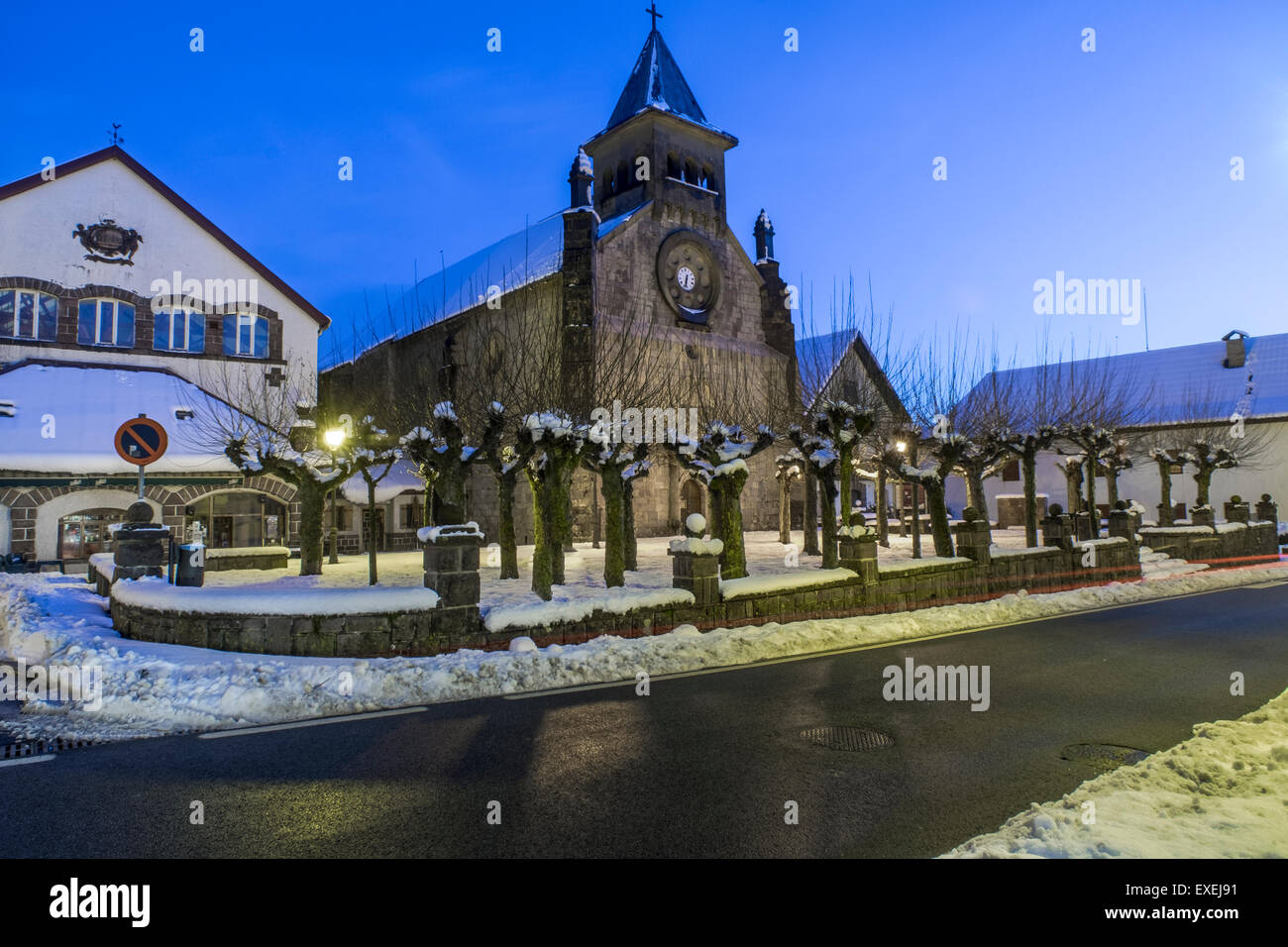 Burguete village by Night in Winter. Navarre, Spain Stock Photo - Alamy