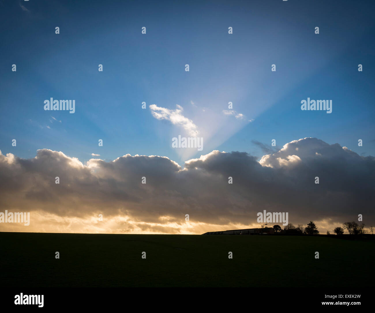 Sun shafts hi-res stock photography and images - Alamy