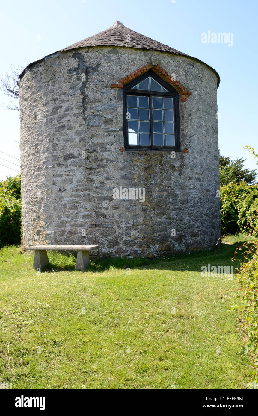 Simple chapel hi-res stock photography and images - Alamy