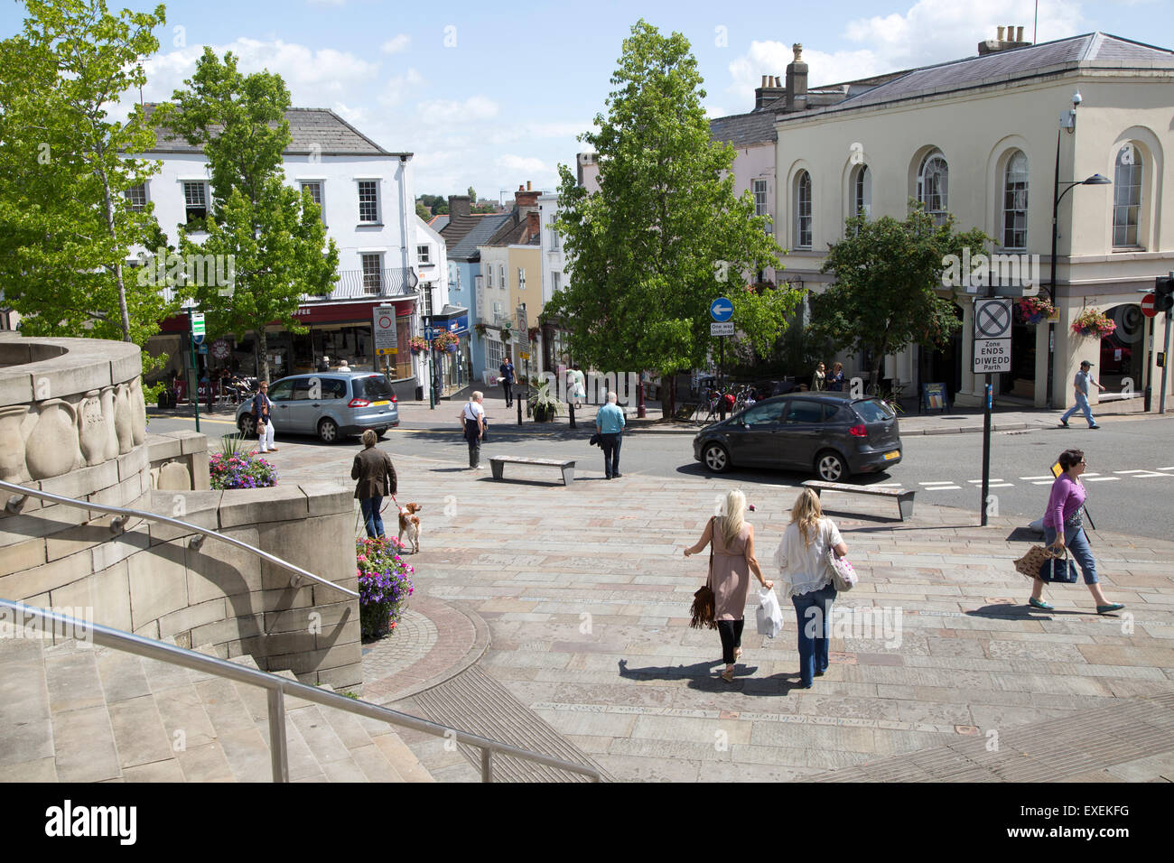 Chepstow town centre center hi-res stock photography and images - Alamy