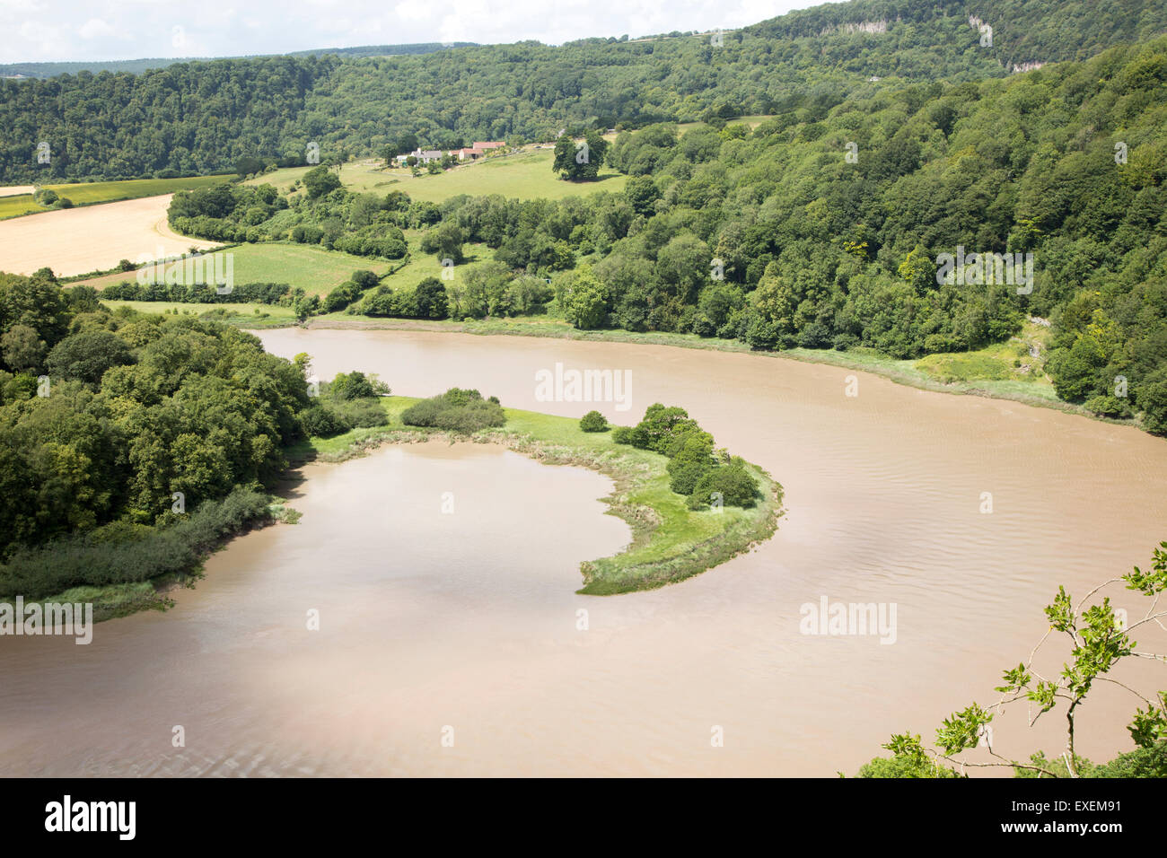 View north towards Lancaut over incised meander, gorge and river spit ...