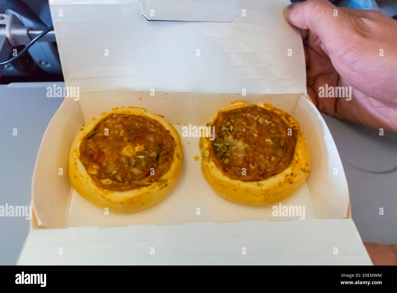 Inside Lufthansa Airplane, Pizza Plane Food, in Lunch Box, picture food ...