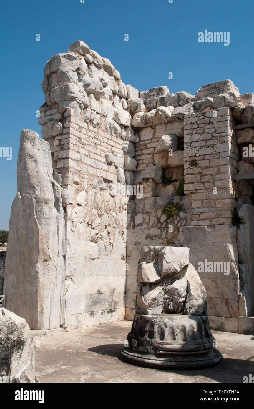 109 x 51 x 29 meter hi-res stock photography and images - Alamy