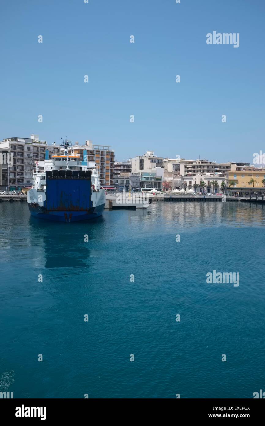 Harbour milazzo sicily italy hi-res stock photography and images - Alamy