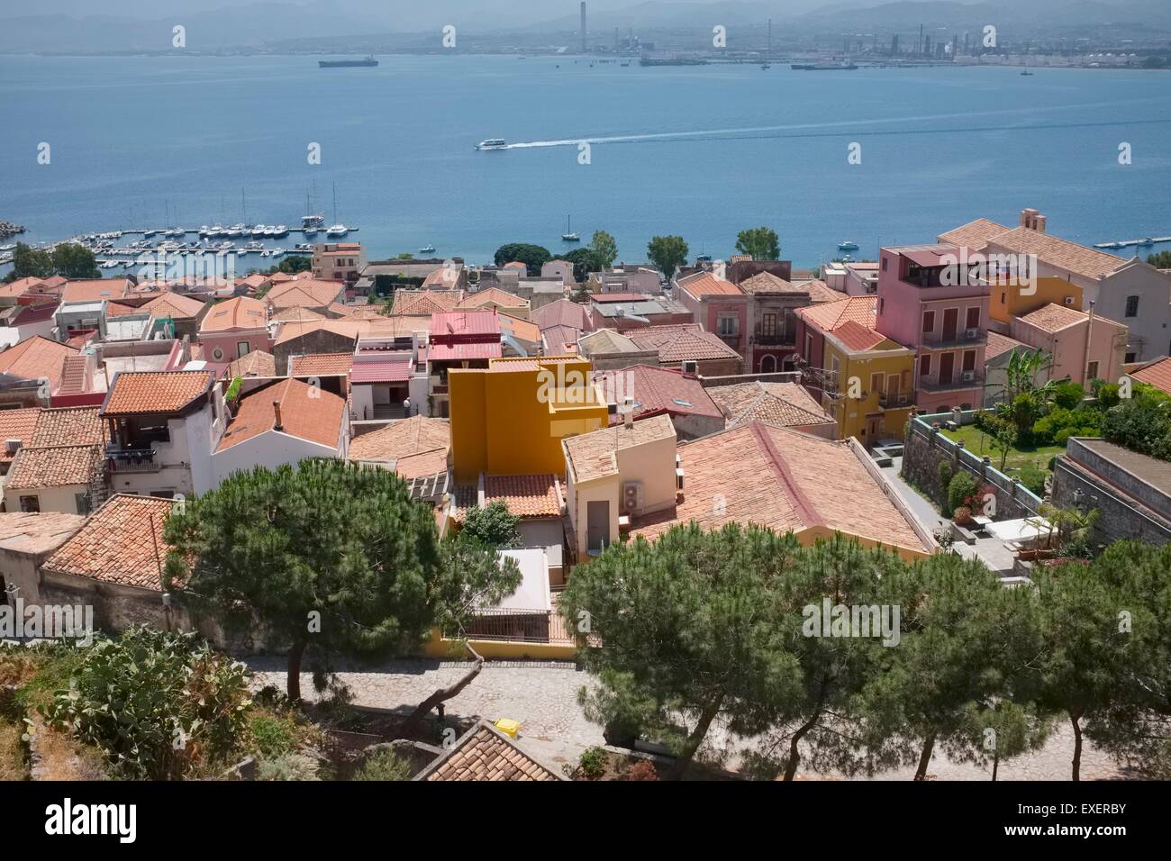 Harbour milazzo sicily italy hi-res stock photography and images - Alamy