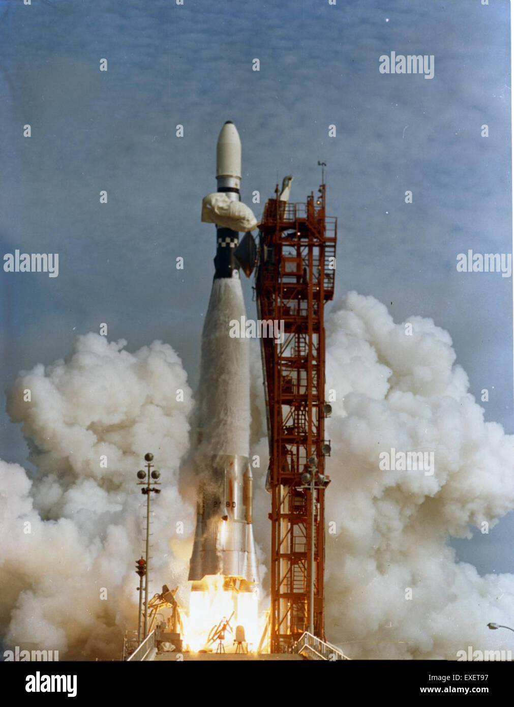 Atlas agena launch hi-res stock photography and images - Alamy