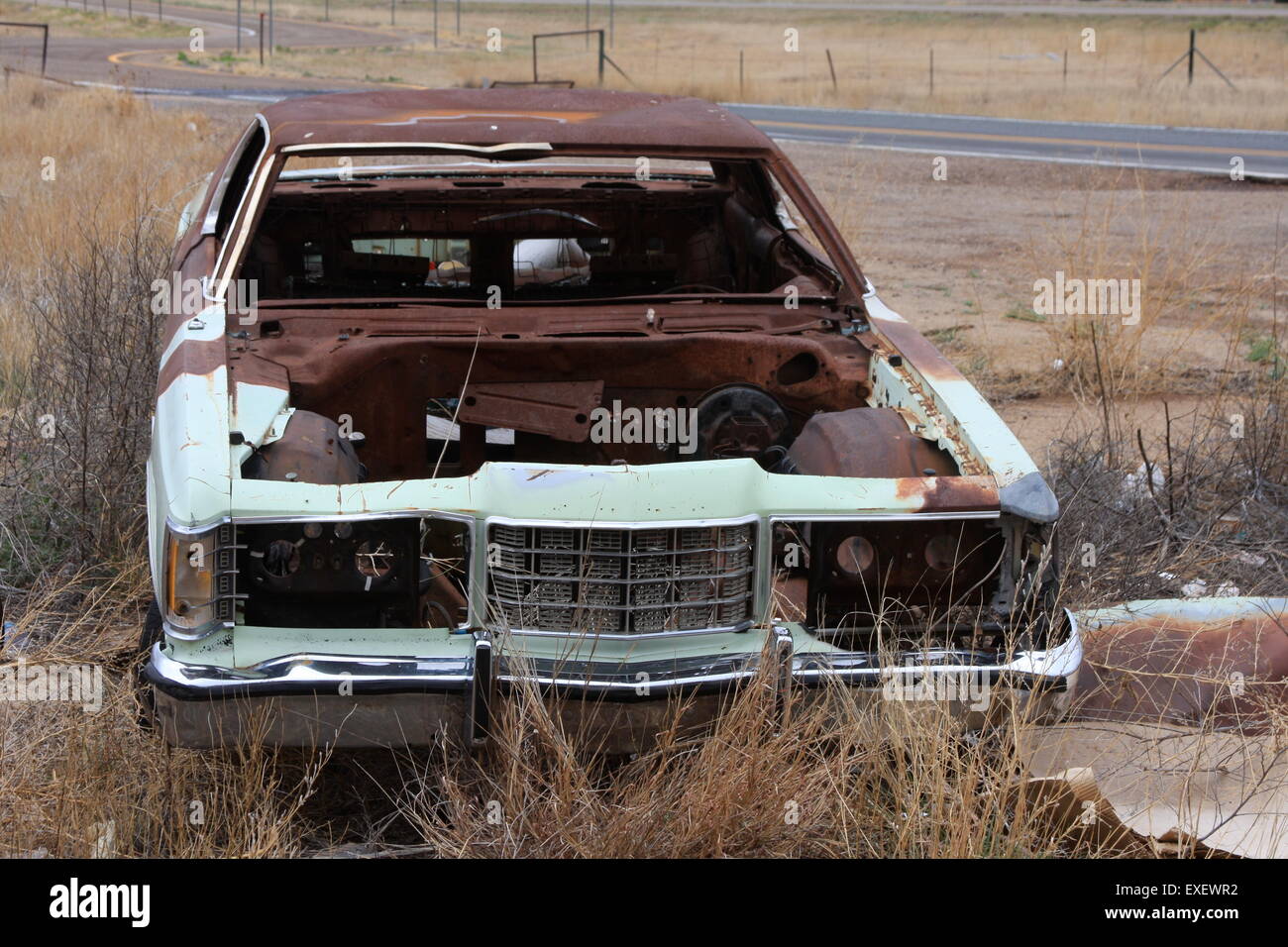 Deserted car hi-res stock photography and images - Alamy
