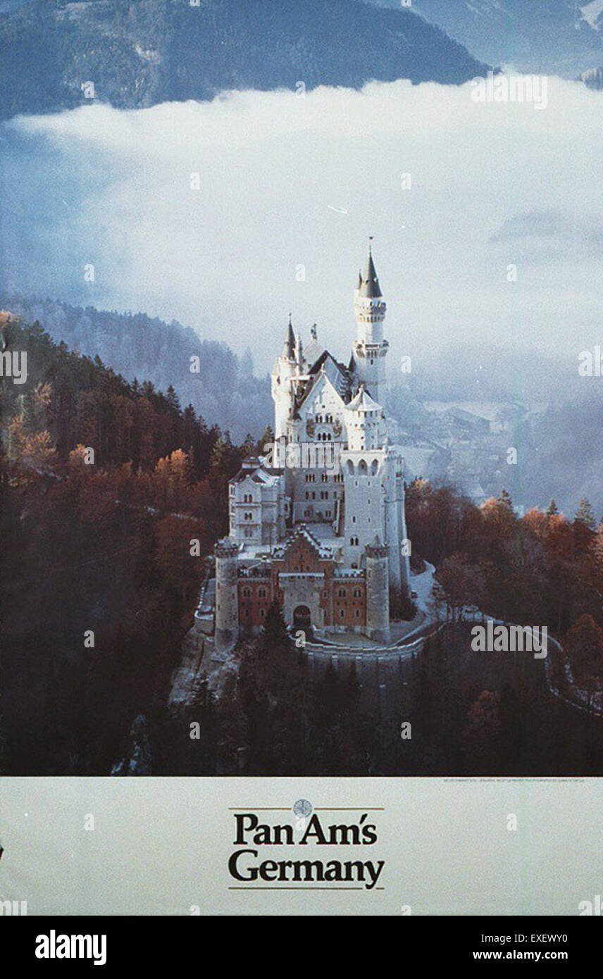 Vintage poster archive hi-res stock photography and images - Alamy