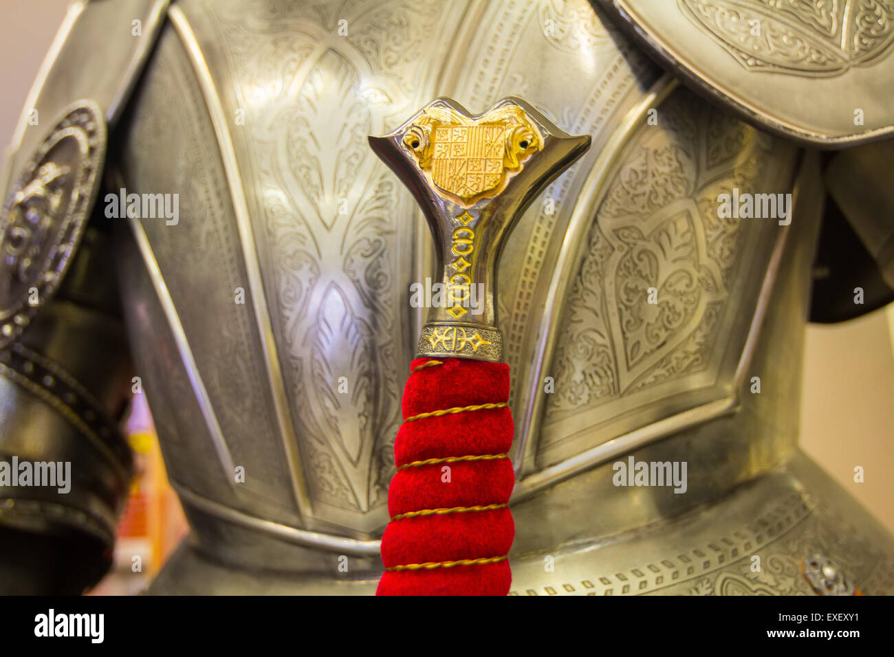 Medieval armor hi-res stock photography and images - Alamy