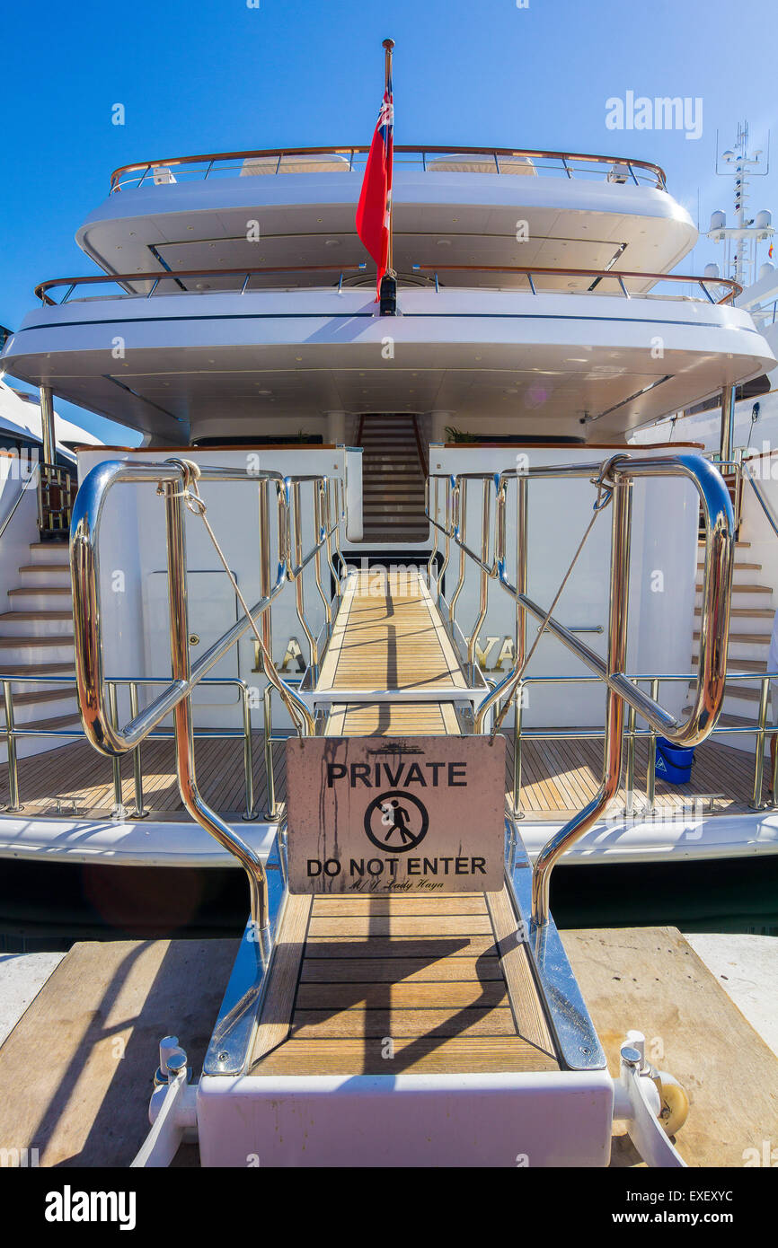 Wooden access ramp to a modern yacht Stock Photo - Alamy