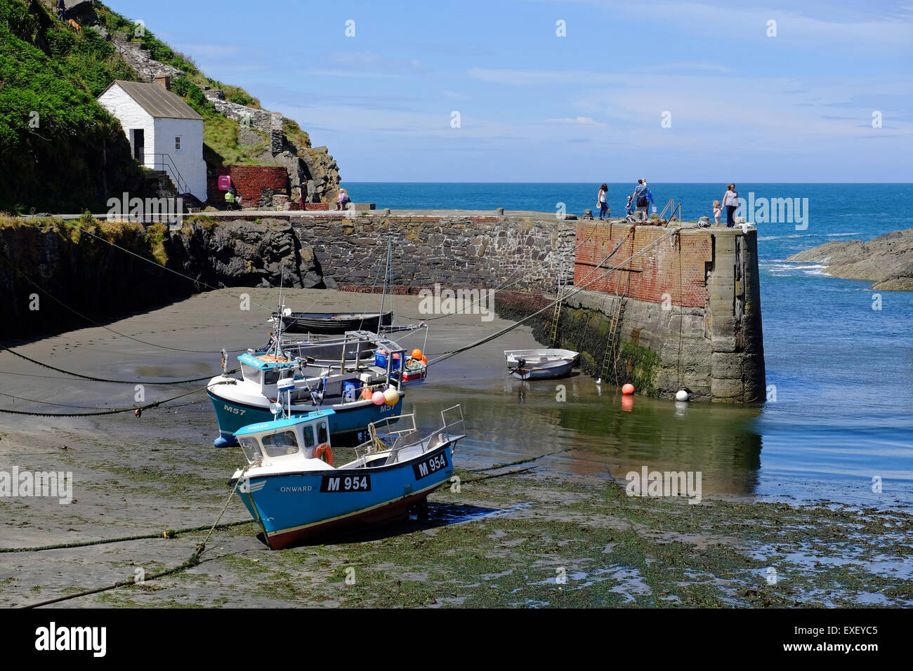 Porthgain hi-res stock photography and images - Alamy