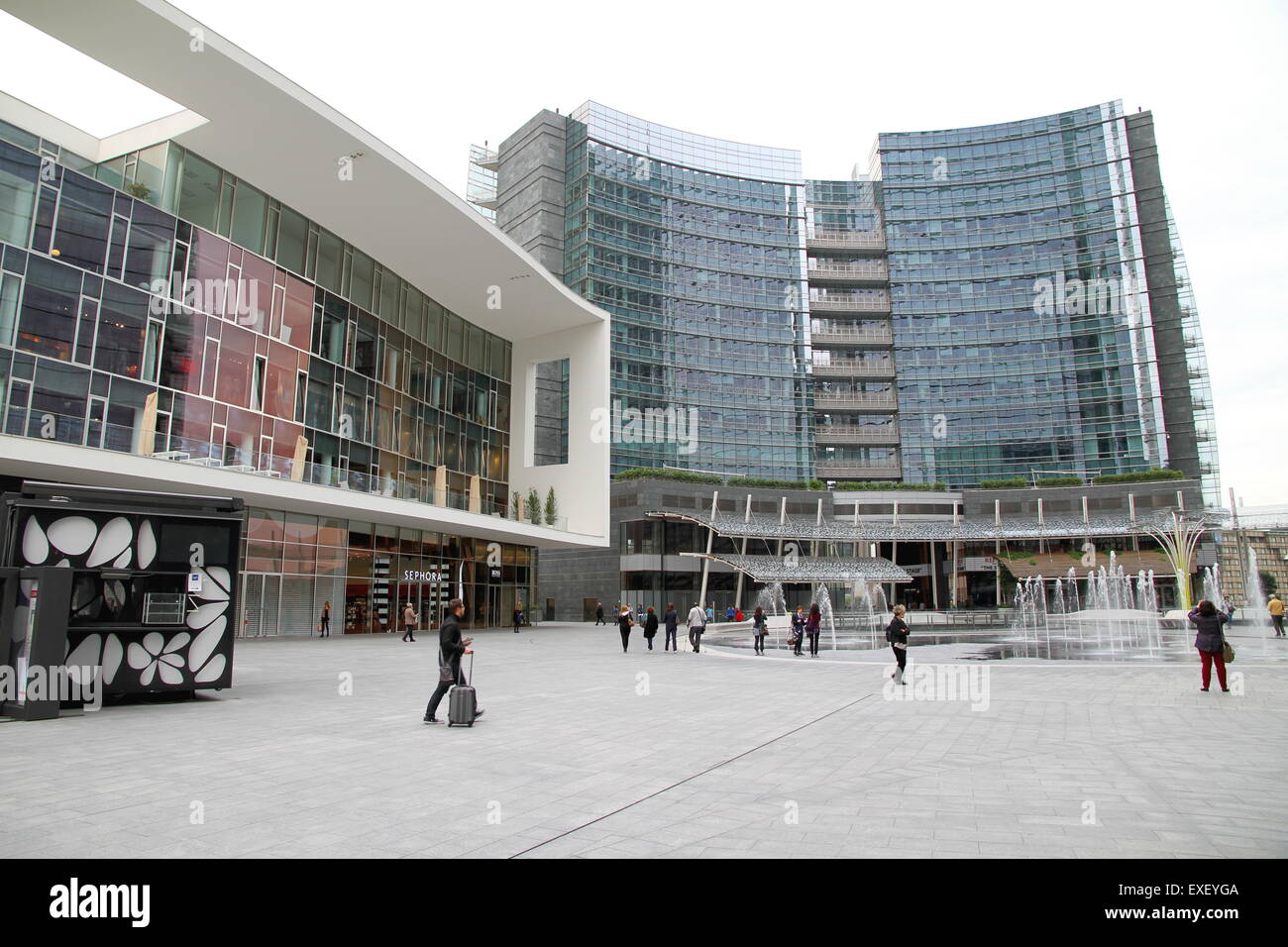 Modern buildings at the newly developed Porta Garibaldi area in Milan ...