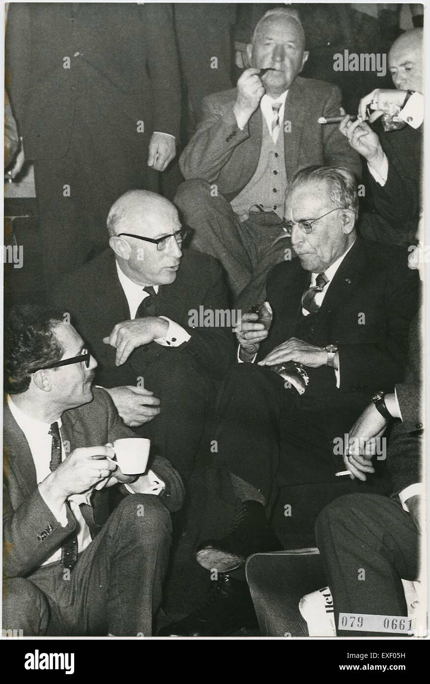 Labour party pvda hi-res stock photography and images - Alamy