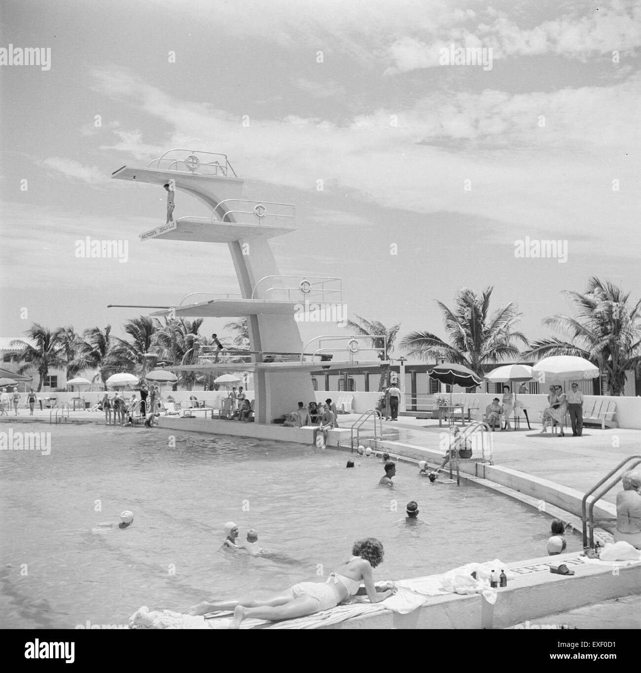 Tropical life in the city Black and White Stock Photos & Images - Alamy