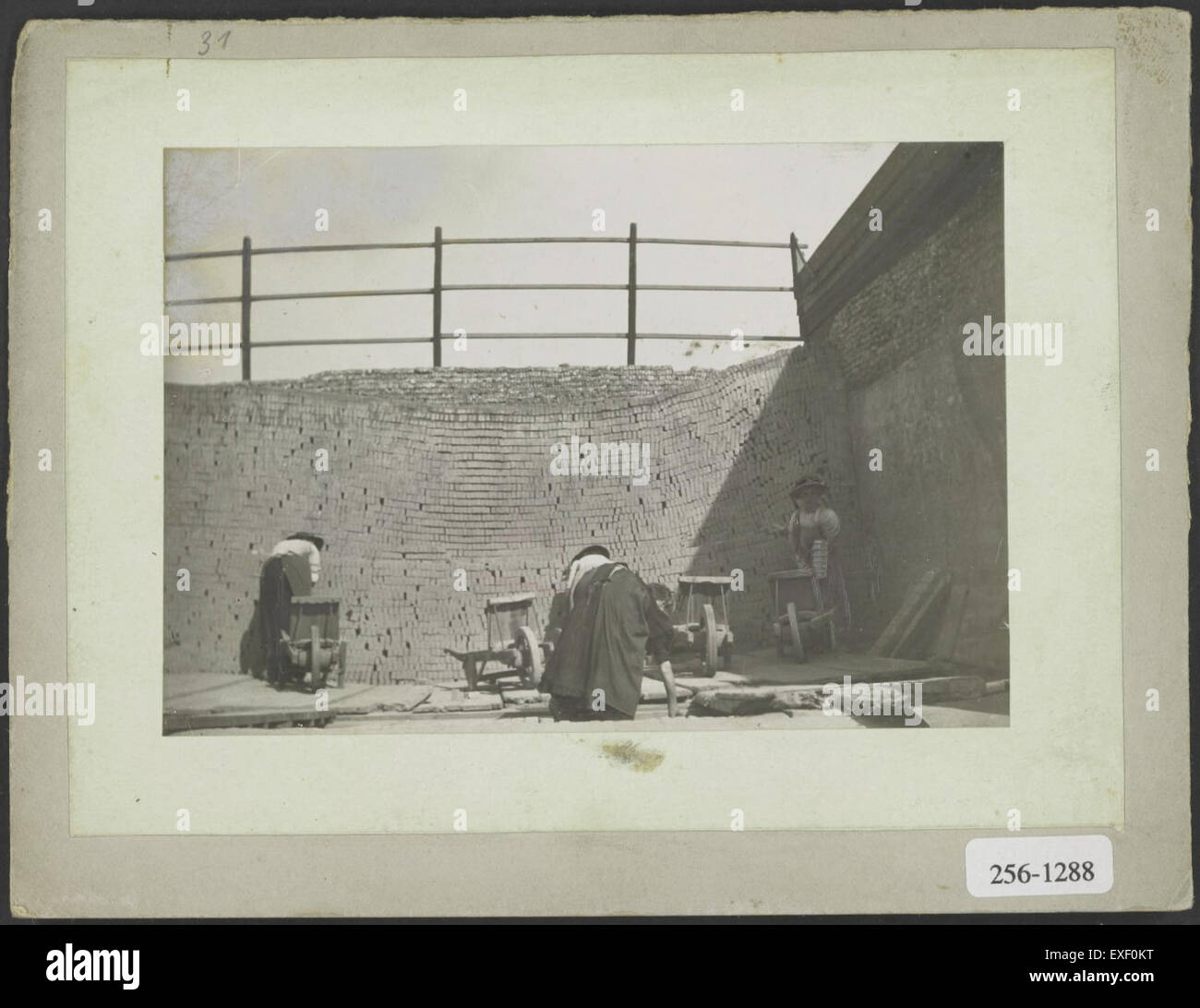 Steenfabricage is a traditional technique used for making stoneware, a ...